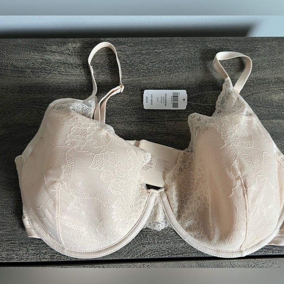 Soma | Intimates & Sleepwear | Nwt Soma 38 Ddd Cream Bra | Poshmark